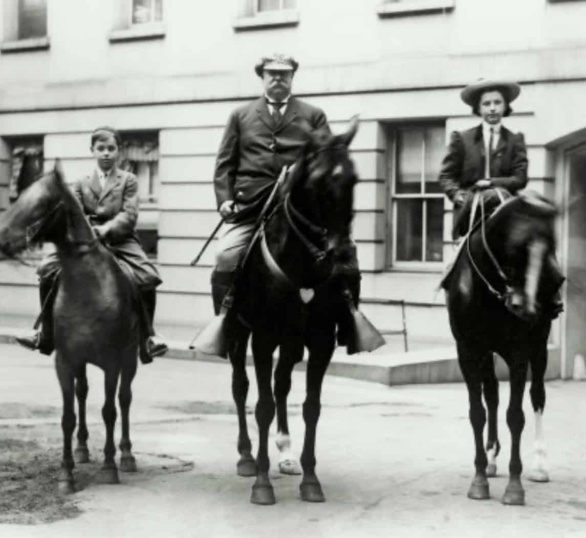 Nine Rarely Seen Presidential Father and Family Photos - Daily Citizen