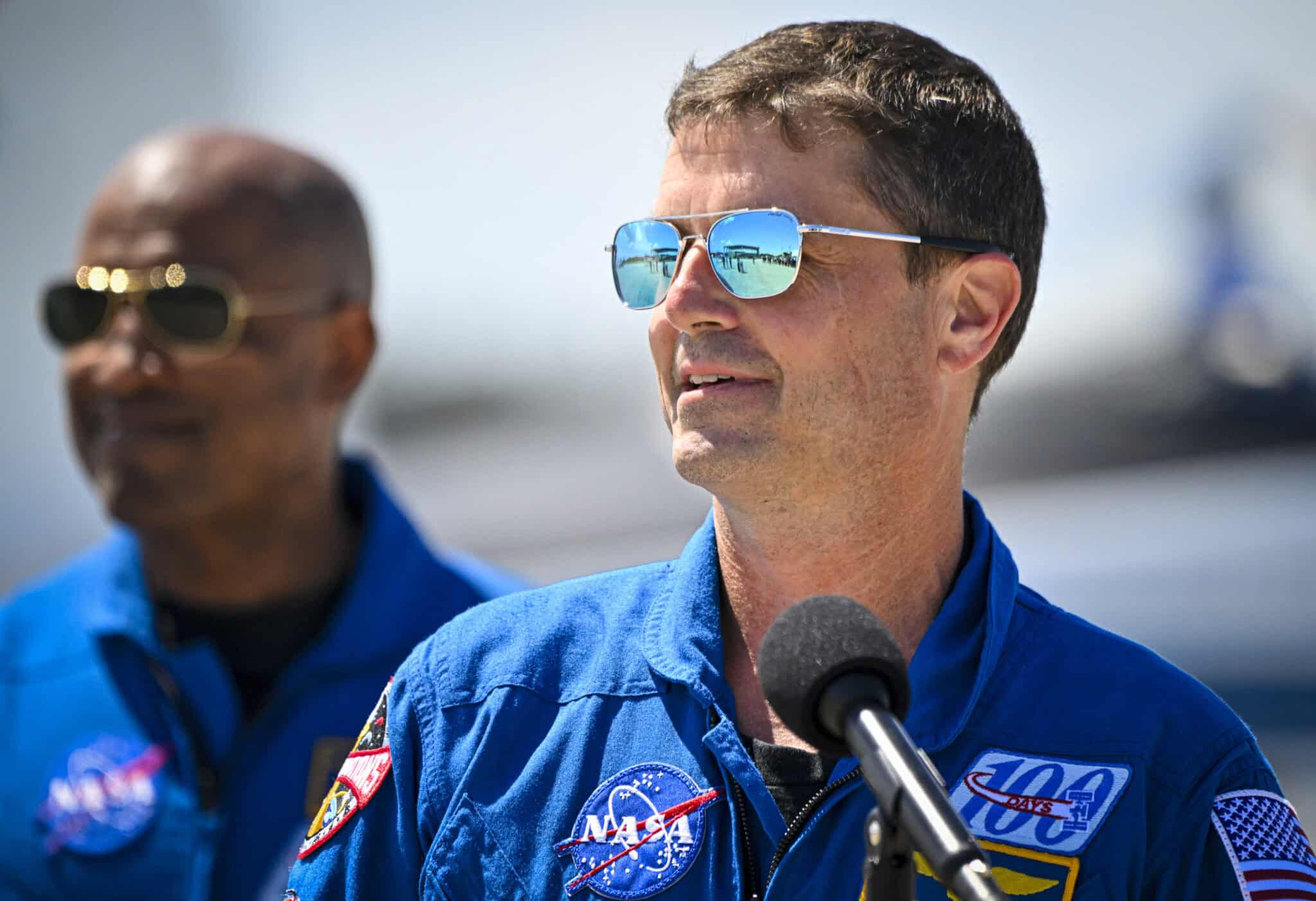 NASA Astronaut Reid Wiseman: ‘My Daughters Are My Whole Life’ - Daily ...